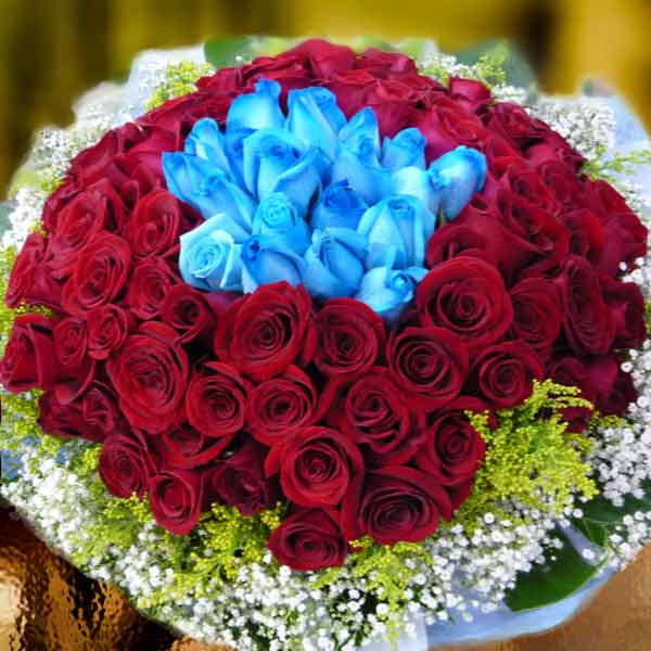 99 Roses | Free Delivery Singapore |Dark Red Blue| Hand Posy – www.Roses.Sg
